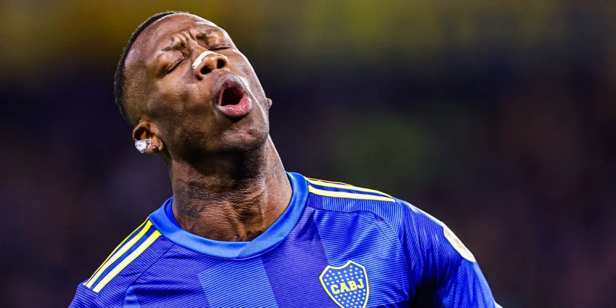 Impacto sin precedentes, la foto de Advíncula que hizo temblar a los ...